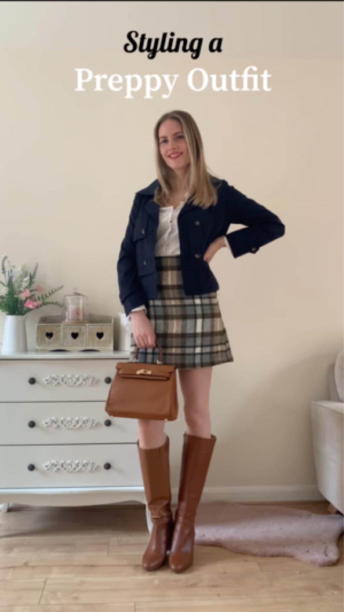 Styling a preppy outfit 👜🤎 #fashion #ootd #vintagefashion #outfit # ...
