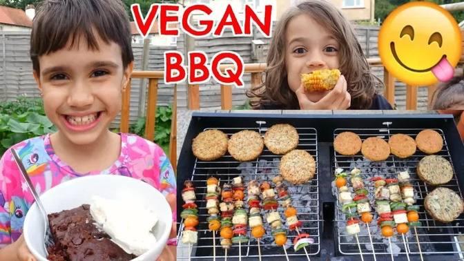 FAMILY VEGAN BBQ! #9 VLOG | Videos | Taira's Family | Gan Jing World