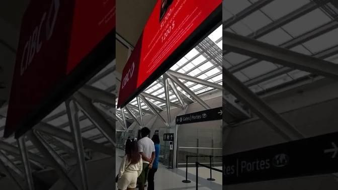 Entering Security Gate At Toronto Pearson International Airport ...